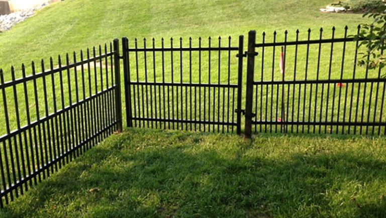 Fences for Small Dogs - Reddi Fence Wichita KS